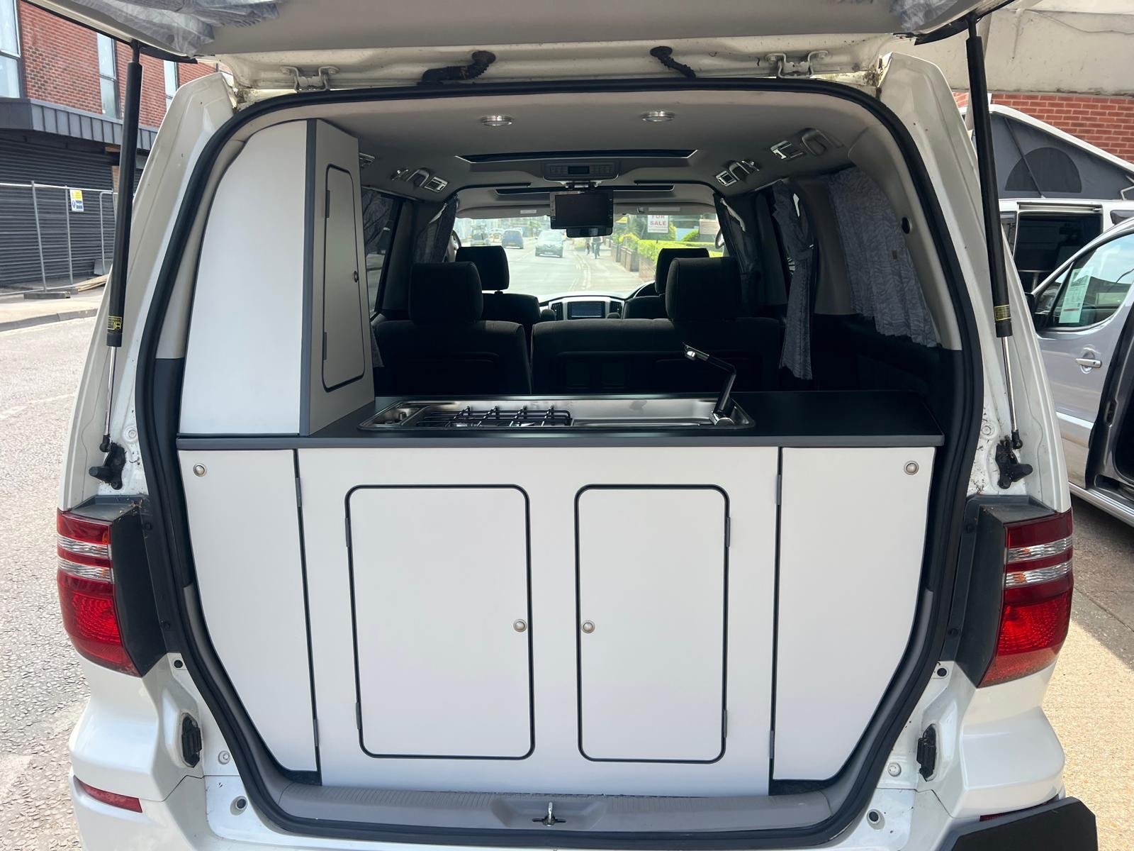 Sold 2005 Toyota Alphard Rear Camper conversion 2 berth twin sunroof ...